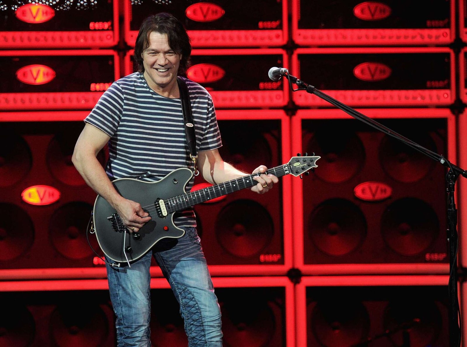 VIDEO: Violinist Covers Van Halen’s ‘Eruption,’ Crushes It | Digital ...