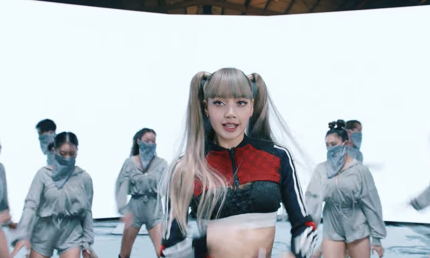 BLACKPINK’s Lisa Shares Performance Video For ‘MONEY’ From Solo Debut ...