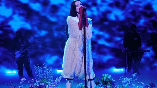 Poppy unveils her rendition of Wham!'s 'Last Christmas' - Digital Noise ...